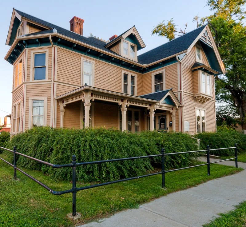 Bailey House Event Center - Macomb Area Convention and Visitors Bureau