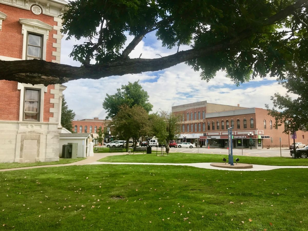 Macomb's Historic Downtown Courthouse Square - Macomb Area Convention ...